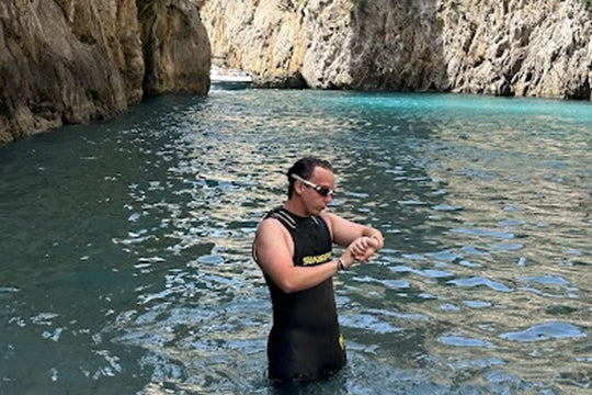 The Ultimate Guide to Open Water Swimming Wetsuits and Gear – SUMARPO