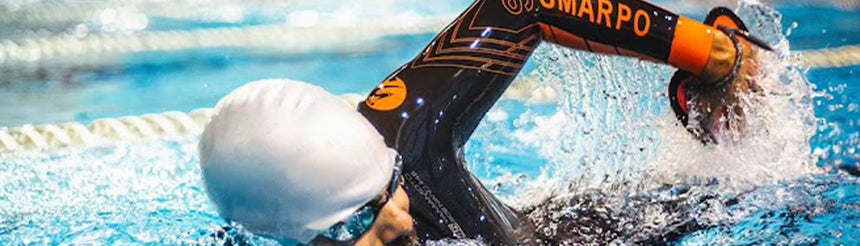 Swimming with Hand Flippers: Workouts to Help You Get Faster and Stron ...